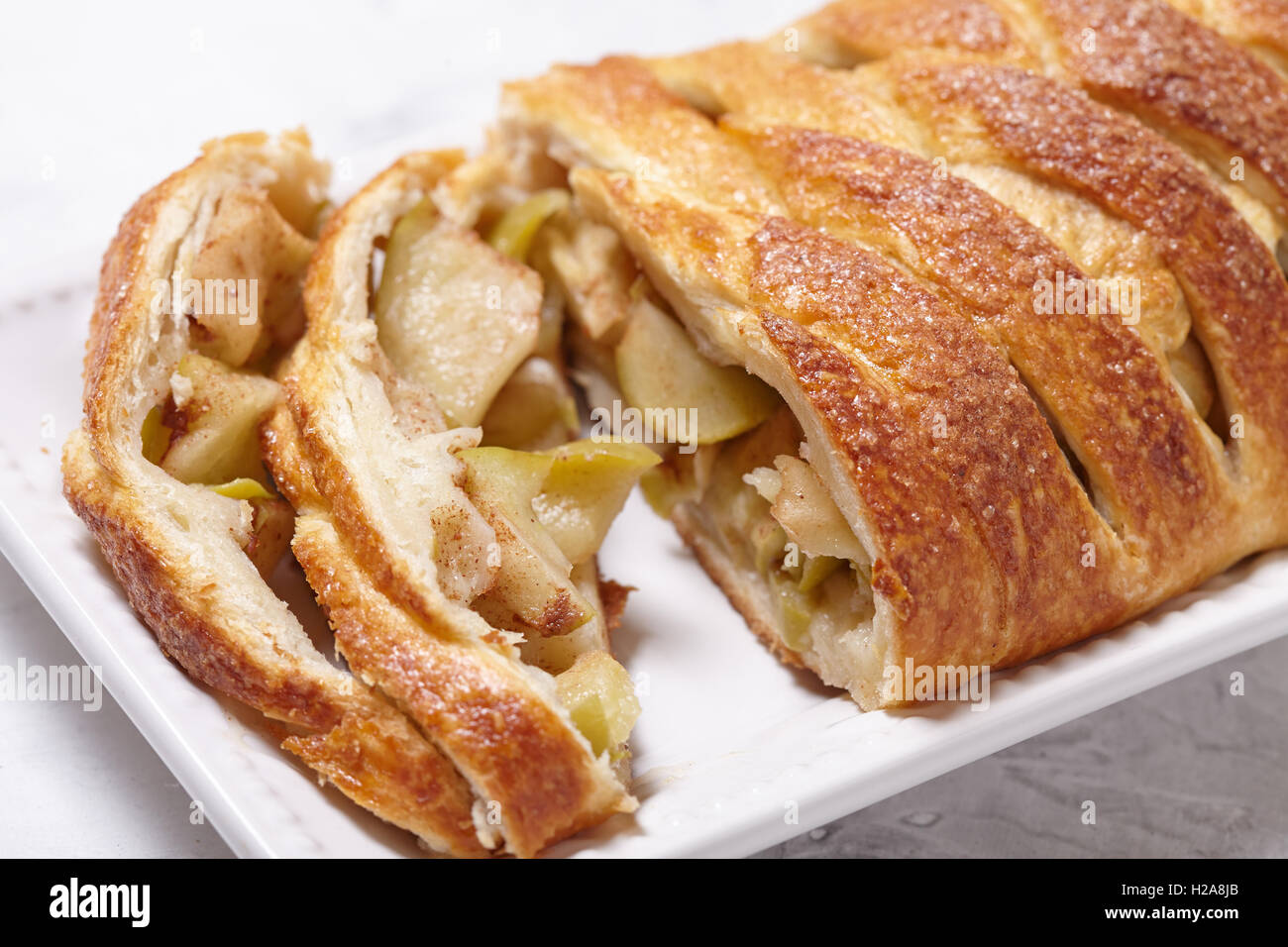 Strudel hi-res stock photography and images - Alamy