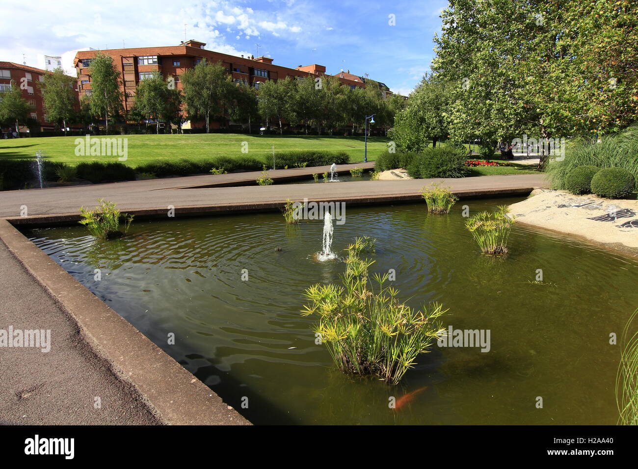 small power plants in a pond Stock Photo - Alamy