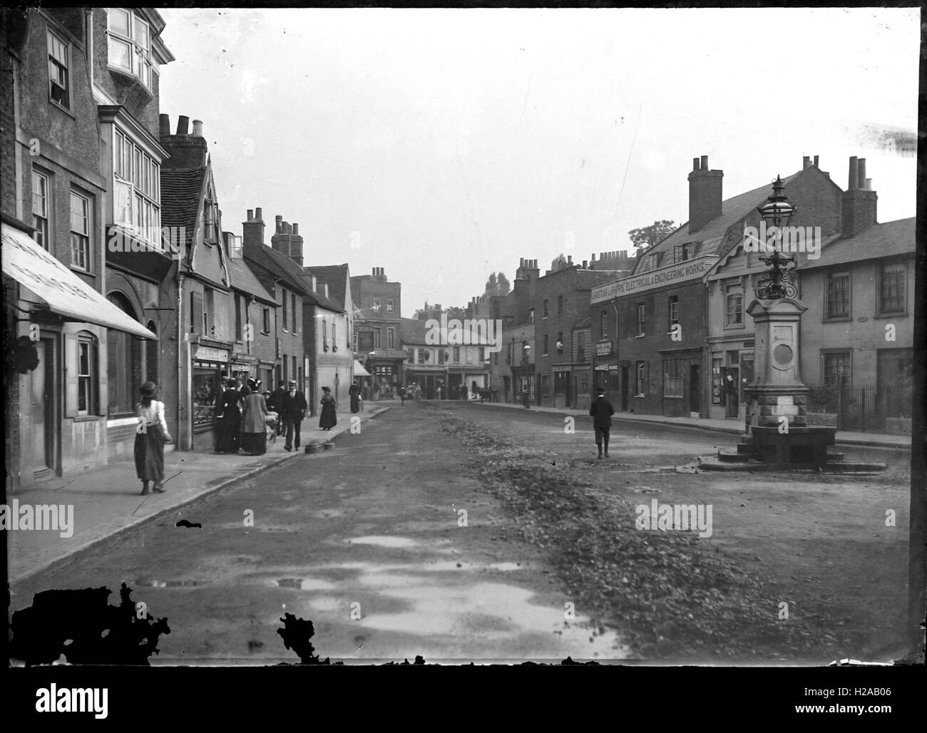 Hampton wick hi-res stock photography and images - Alamy