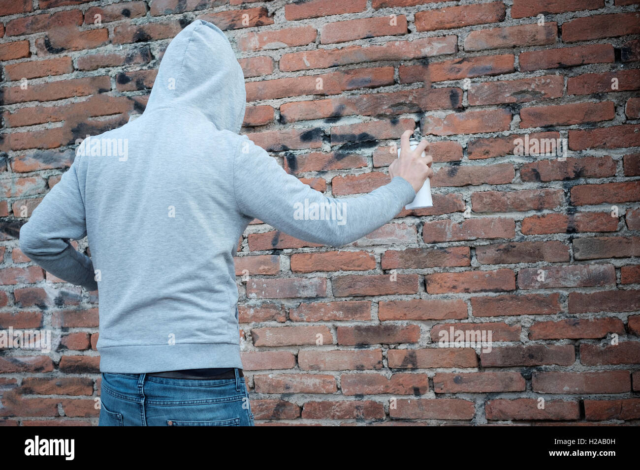 Graffiti street artist tagger hi-res stock photography and images - Alamy