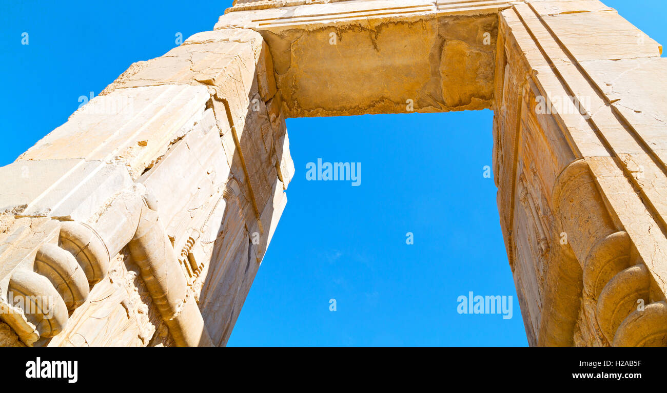blur in iran persepolis the old ruins historical destination monuments ...