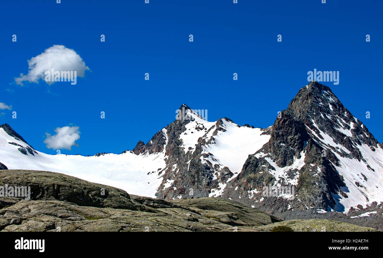 Rutor glacier,Grand Assaly, alpine landscape, Valle d'Aosta, Alpi Graie ...