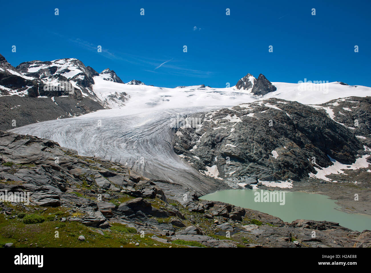Rutor glacier, le Vedette, Testa del Rutor, alpine landscape,fusion ...