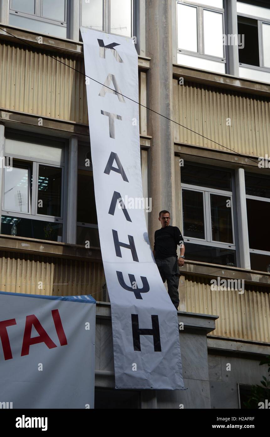 Athens, Greece. 26th Sep, 2016. Demonstrators hold a banner that reads ...