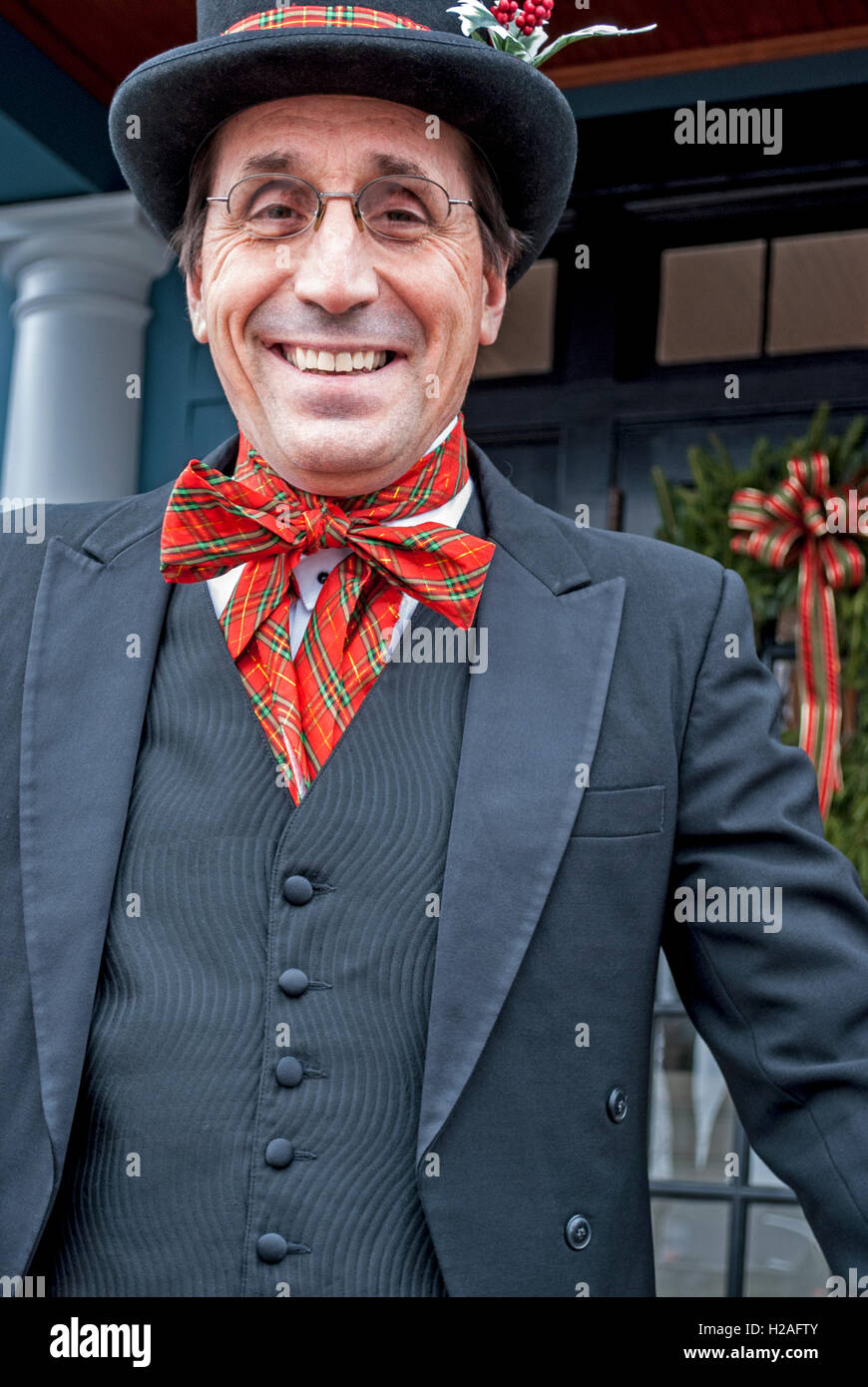 Charles Dickens Street Actor in Skanealetes, New York Stock Photo - Alamy