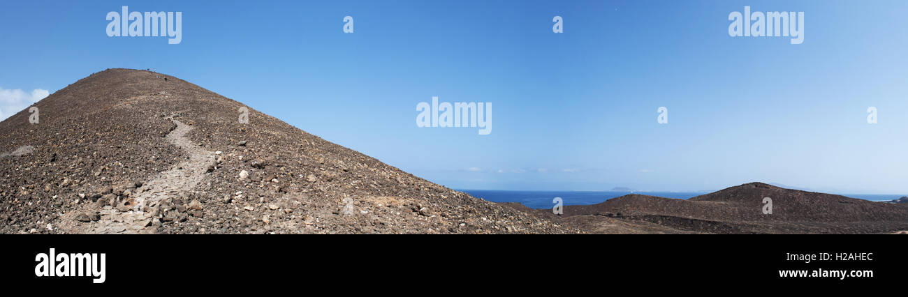 Fuerteventura: the walking path for the top of Caldera mountain in ...