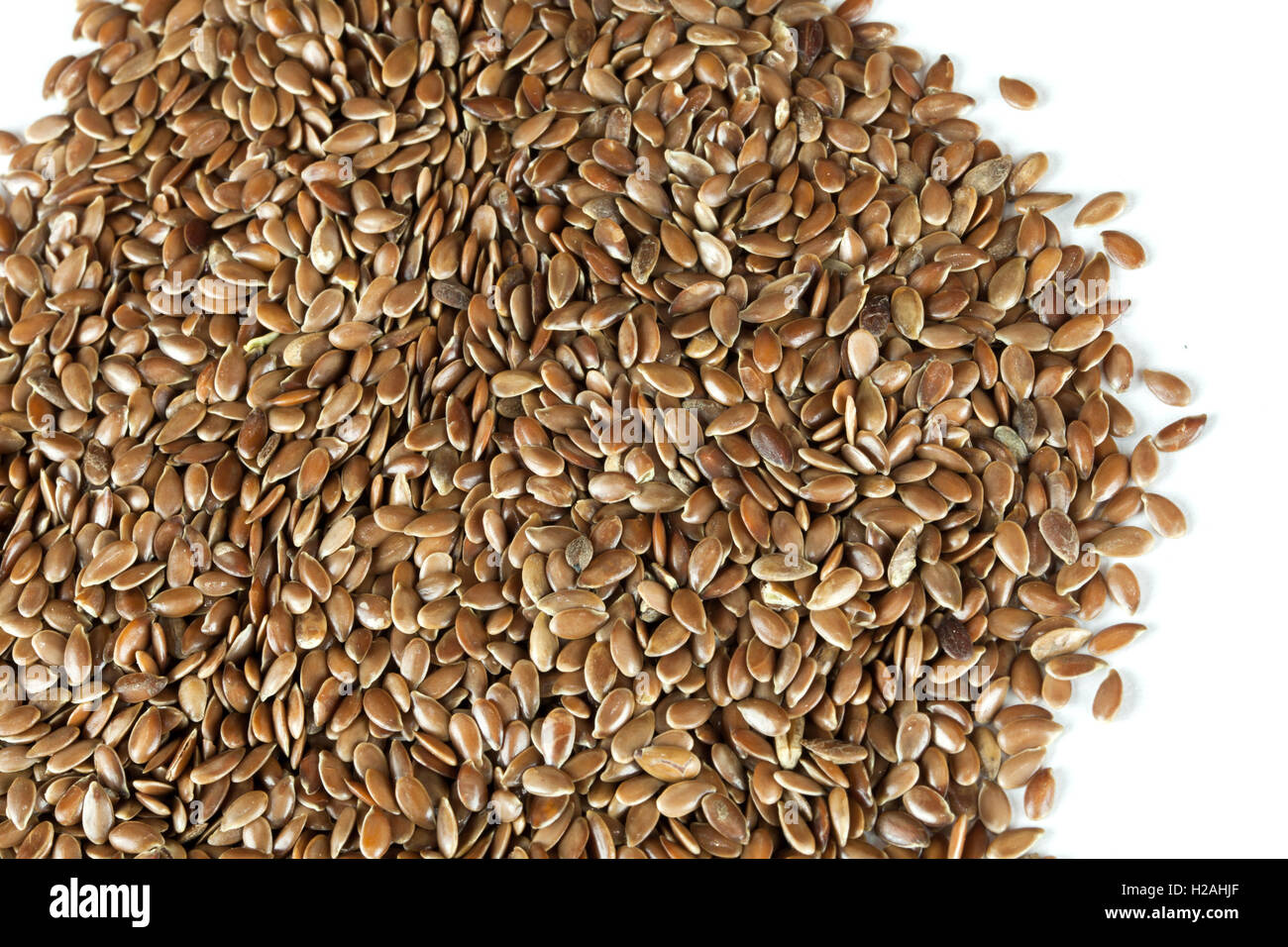 flax seed isolated on white background Stock Photo - Alamy