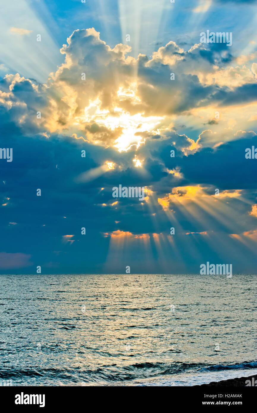 Vertical shot of a beautiful sky with sun rays Stock Photo - Alamy