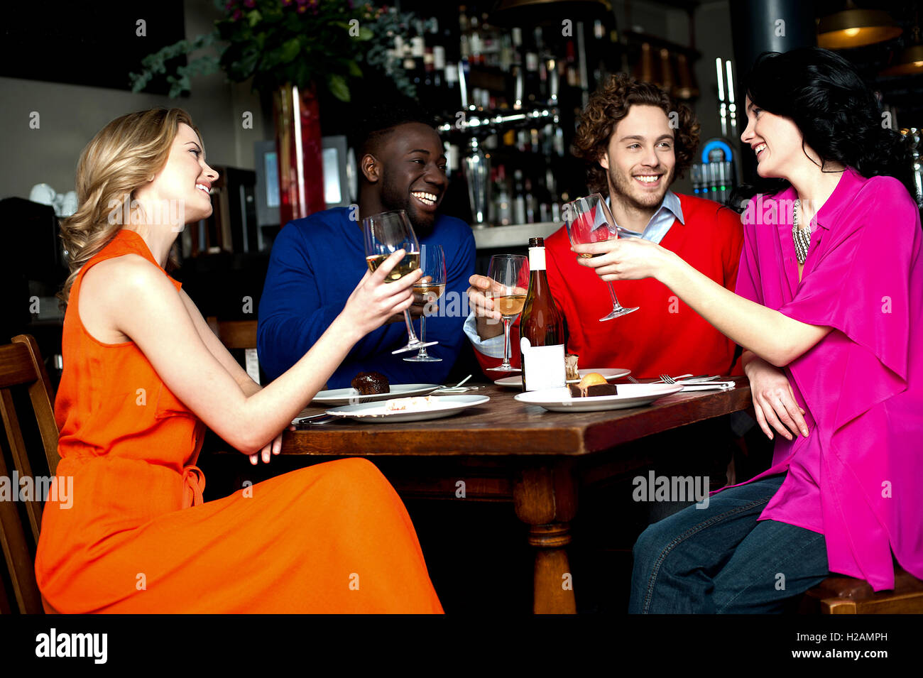 Friends at night club Stock Photo - Alamy