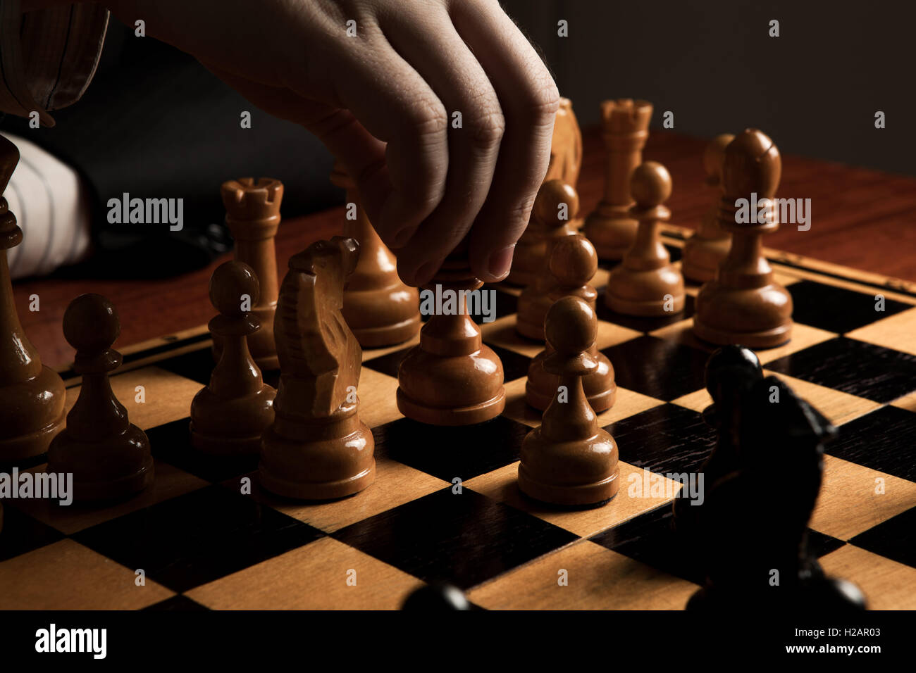 Figure row hi-res stock photography and images - Alamy