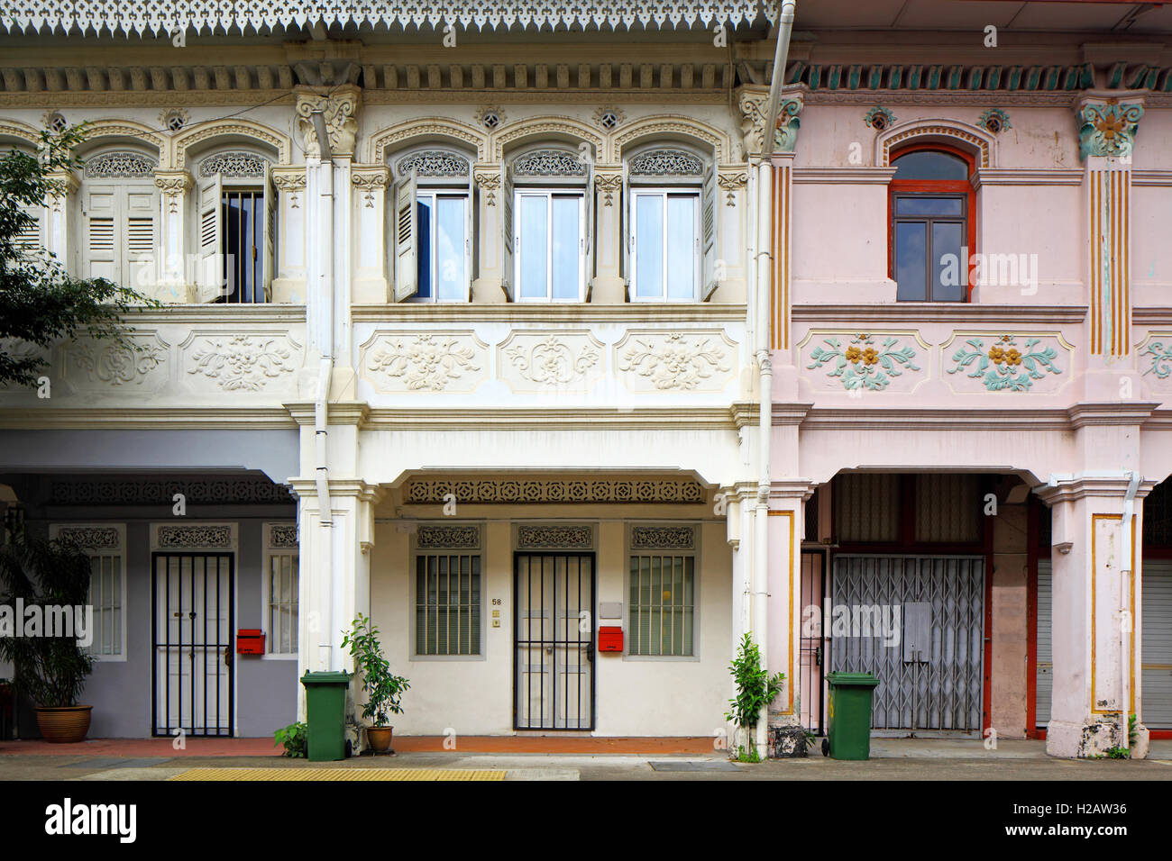 Shop house in Singapore Stock Photo - Alamy