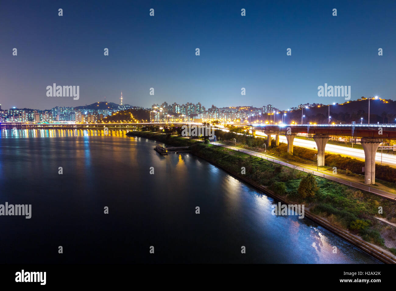 Han river in Seoul Stock Photo - Alamy