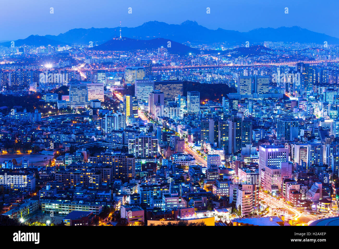 Seoul cityscape at night Stock Photo - Alamy