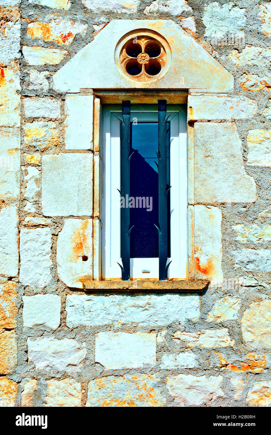 French window frame hi-res stock photography and images - Alamy