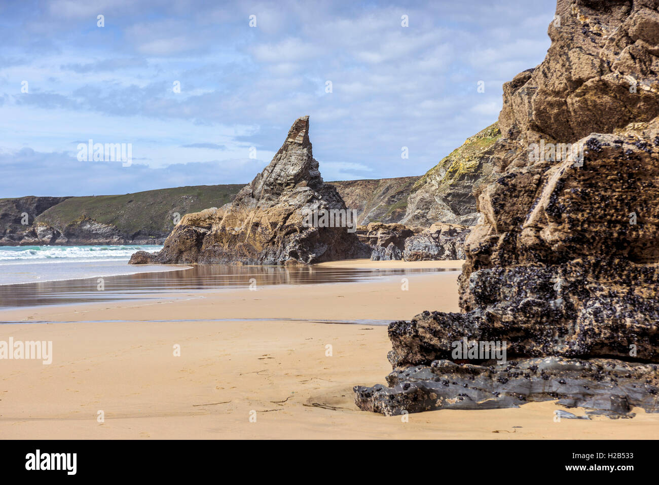The iconic rock stacks at Bedruthan Steps in Cornwall Stock Photo - Alamy