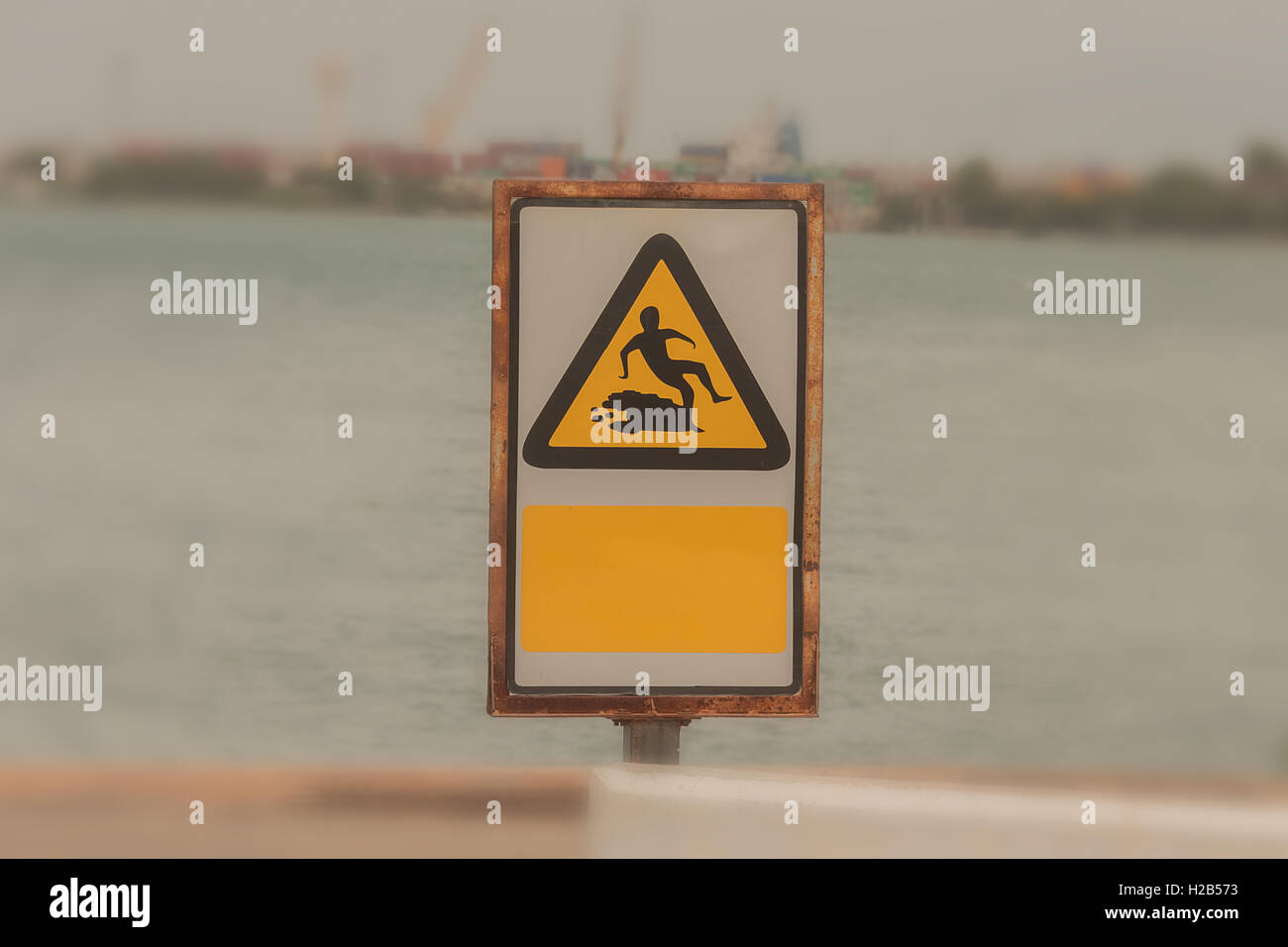 Single sign contracts, beware of slippery, caution, safety, warning ...