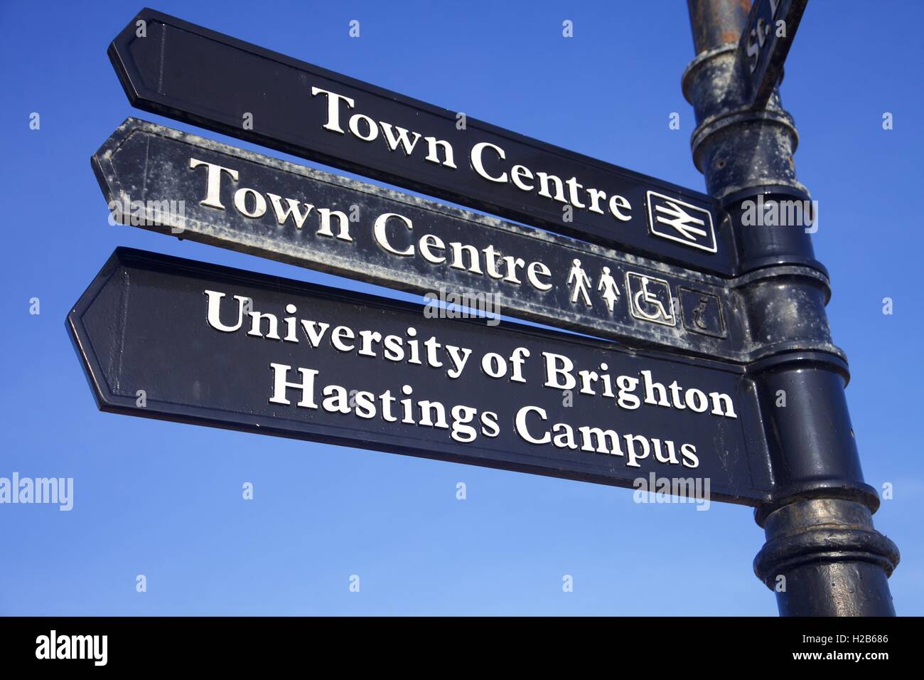 Sign boards hi-res stock photography and images - Alamy