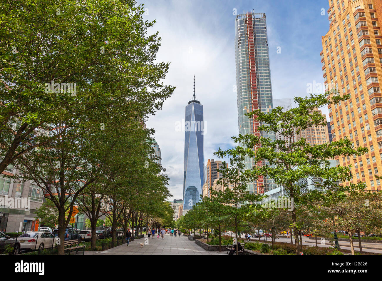 Freedom tower view hi-res stock photography and images - Alamy