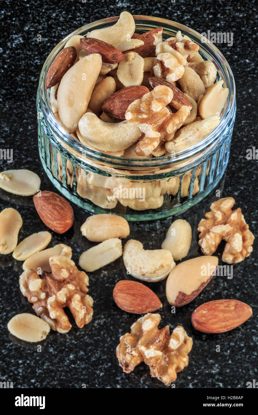 Mixed nut in bowl hi-res stock photography and images - Alamy