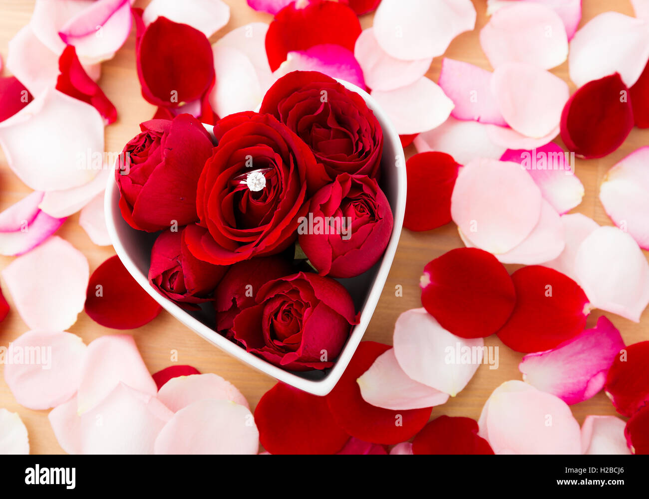 Diamond shape bowl hi-res stock photography and images - Alamy