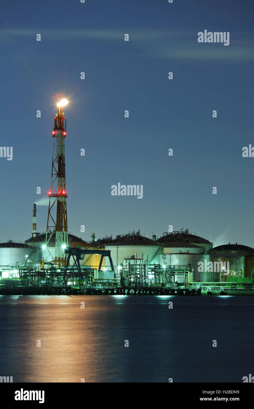 Industrial complex at night Stock Photo - Alamy