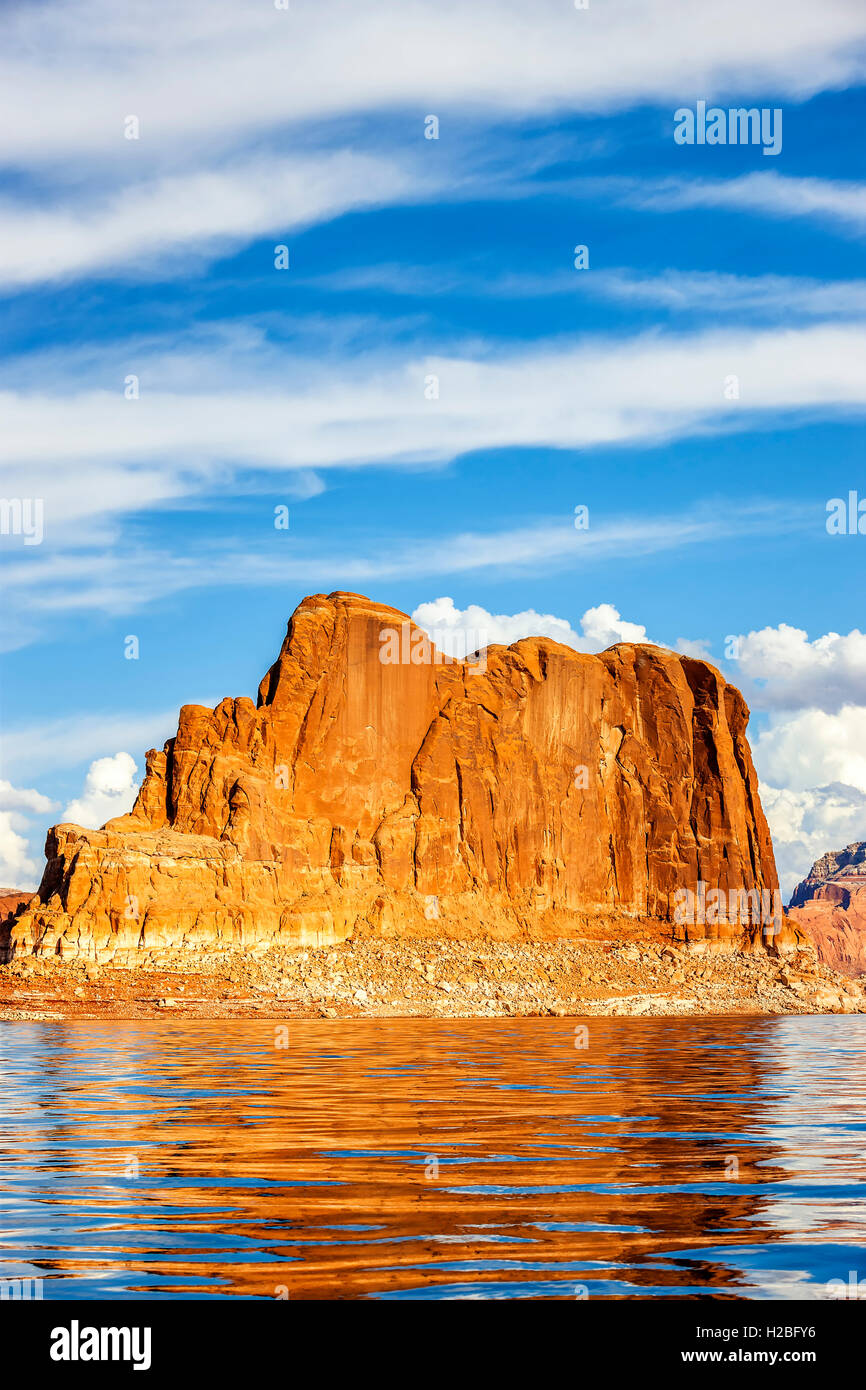 Vertical view on famous lake Powell Stock Photo - Alamy