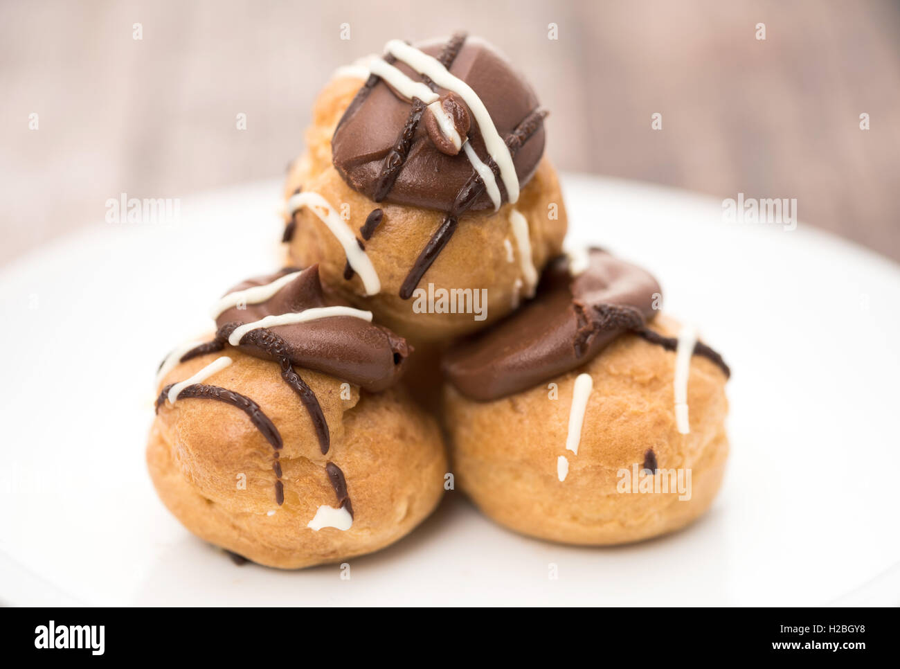 Profiteroles hi-res stock photography and images - Alamy