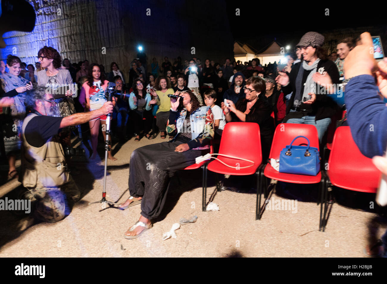 Singer lisa lisa hi-res stock photography and images - Alamy