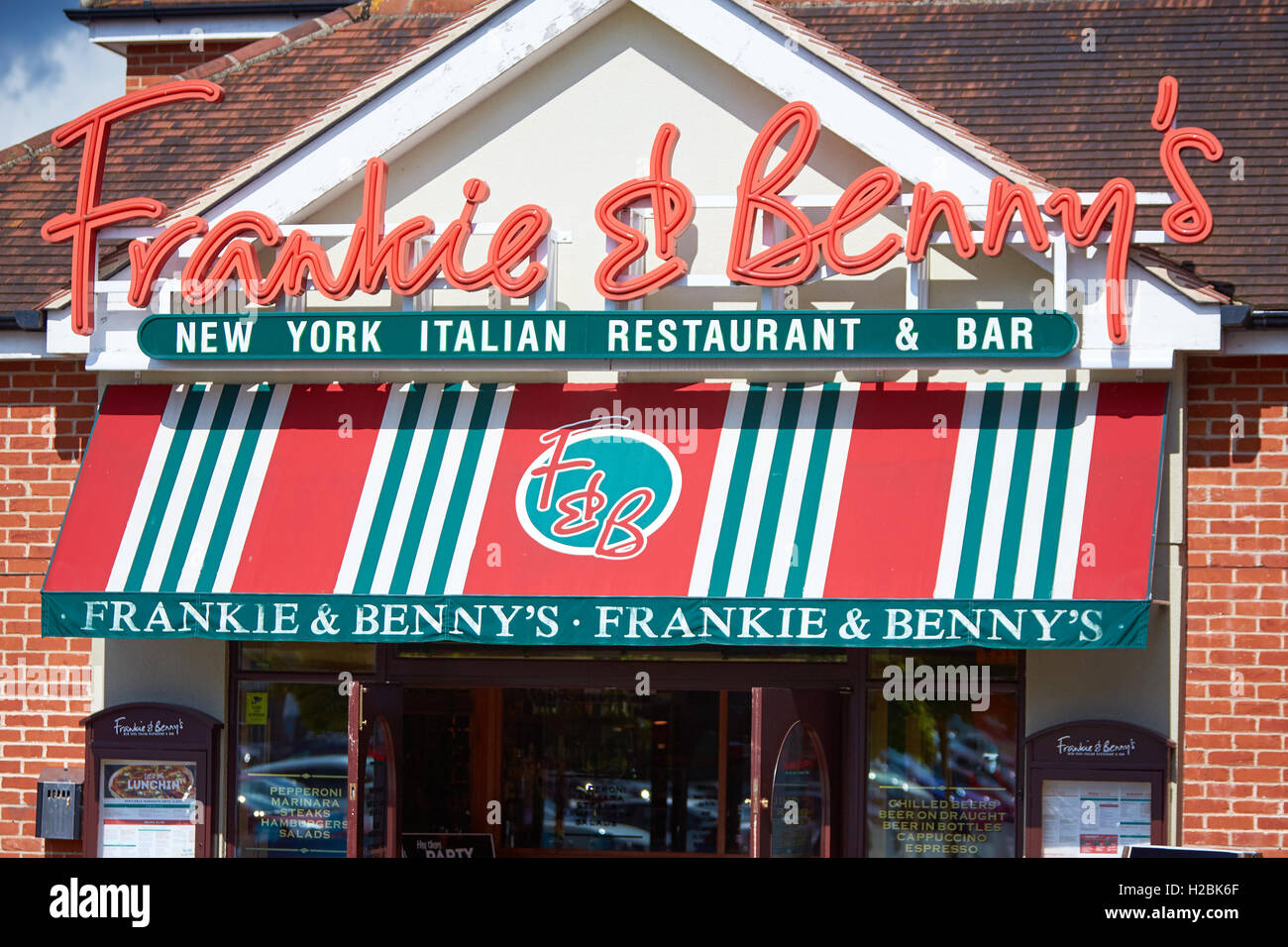 Frankie and bennys sign hi-res stock photography and images - Alamy