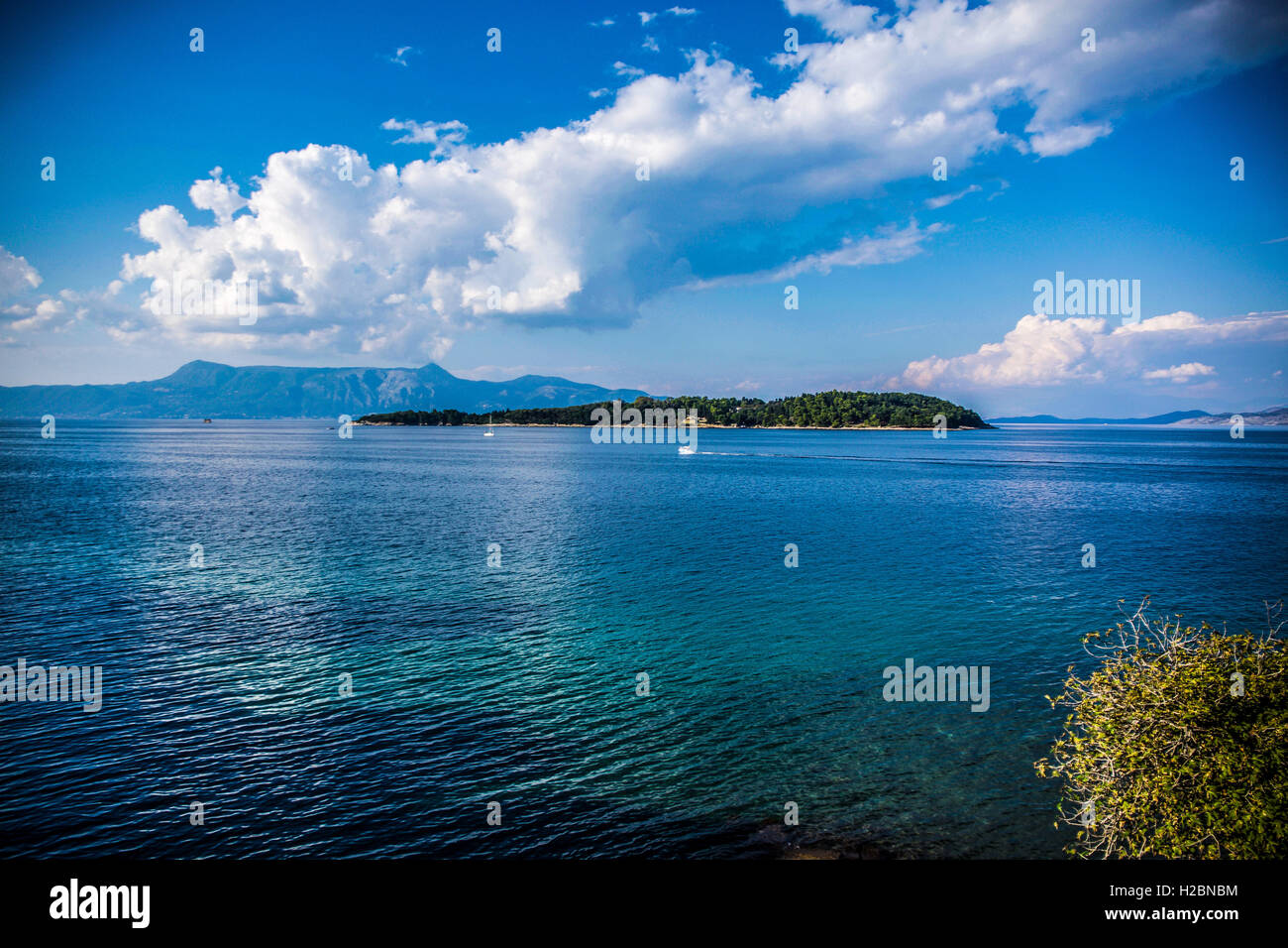 Blue island hi-res stock photography and images - Alamy