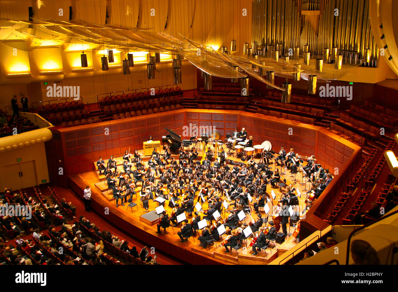 Symphony hall interior hi-res stock photography and images - Alamy