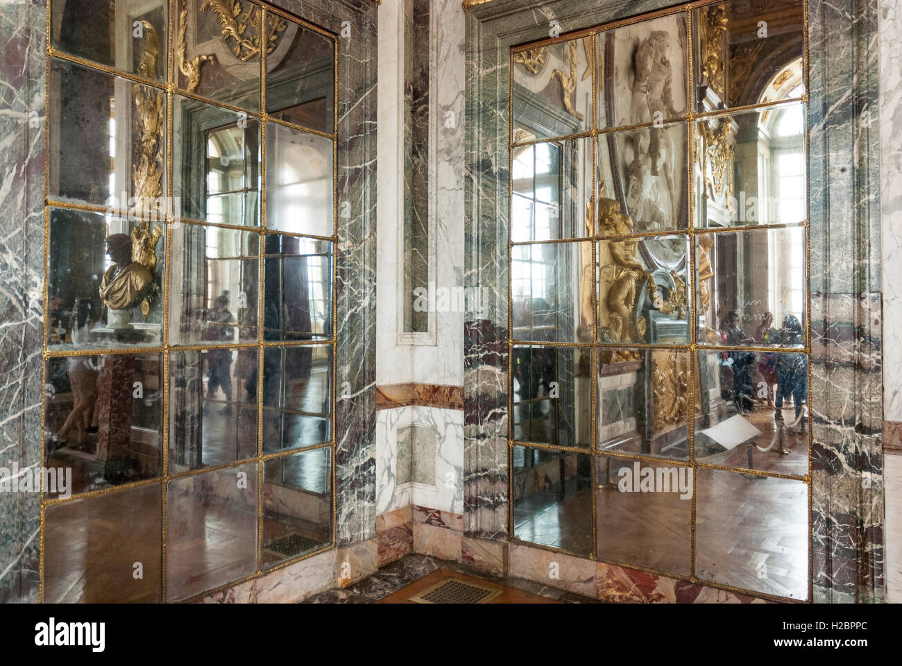 Mirror walls reflections in Versailles Palace Stock Photo - Alamy