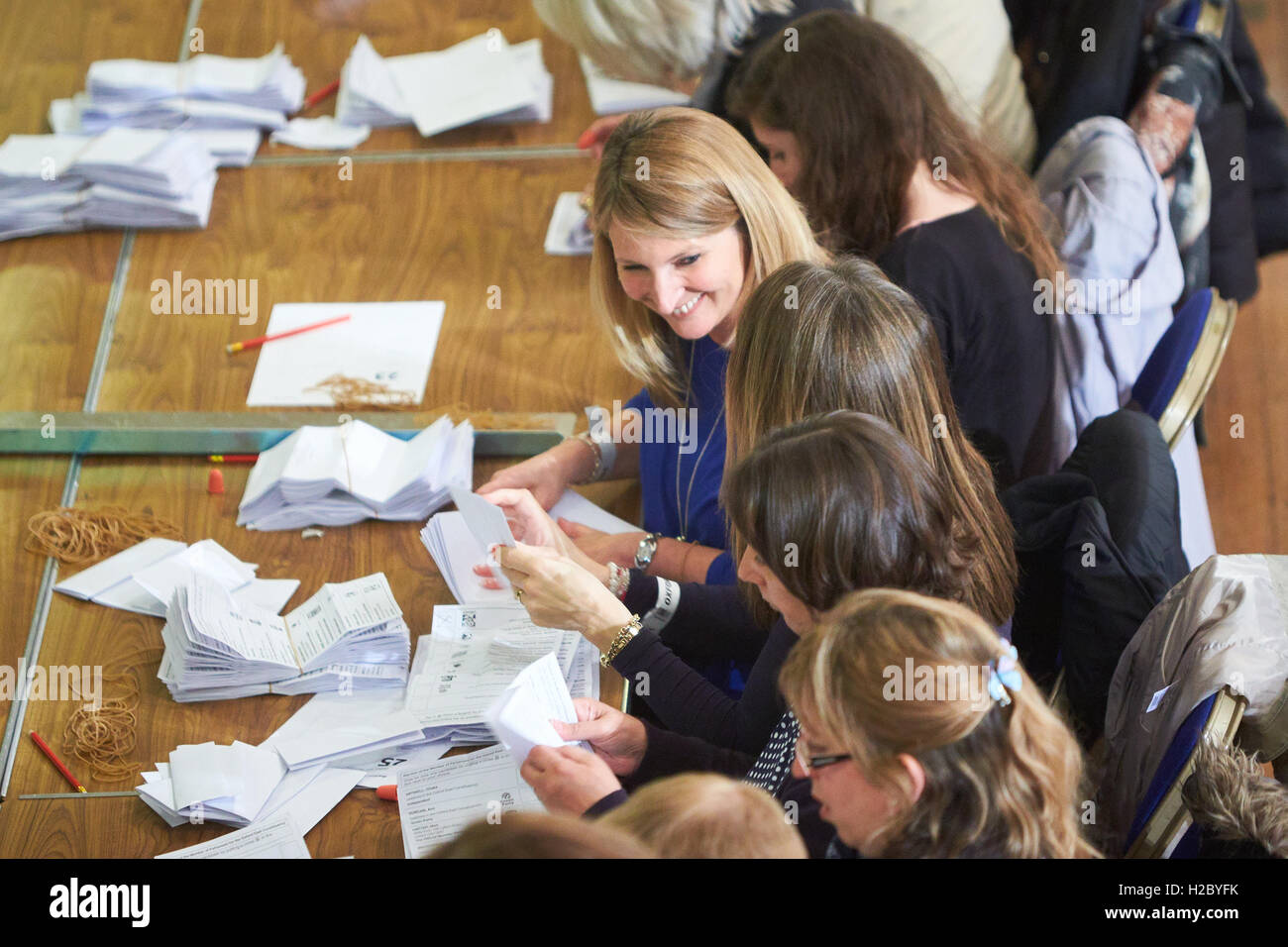 Vote counting hall hi-res stock photography and images - Alamy