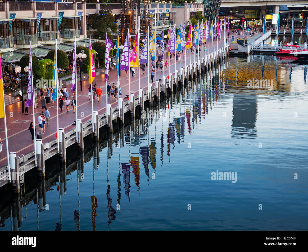 Water flags hi-res stock photography and images - Alamy