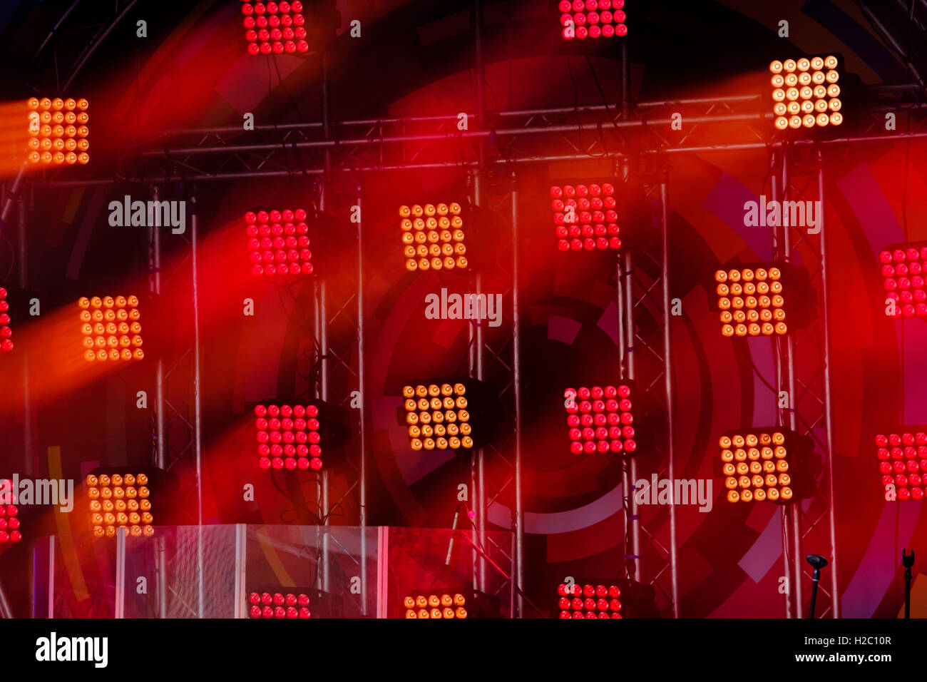 Stage lighting background hi-res stock photography and images - Alamy