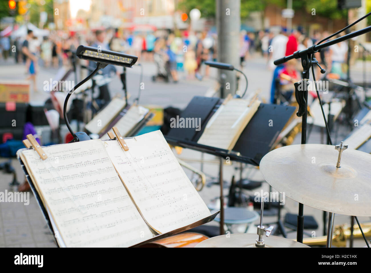 Music performance street instruments hi-res stock photography and ...
