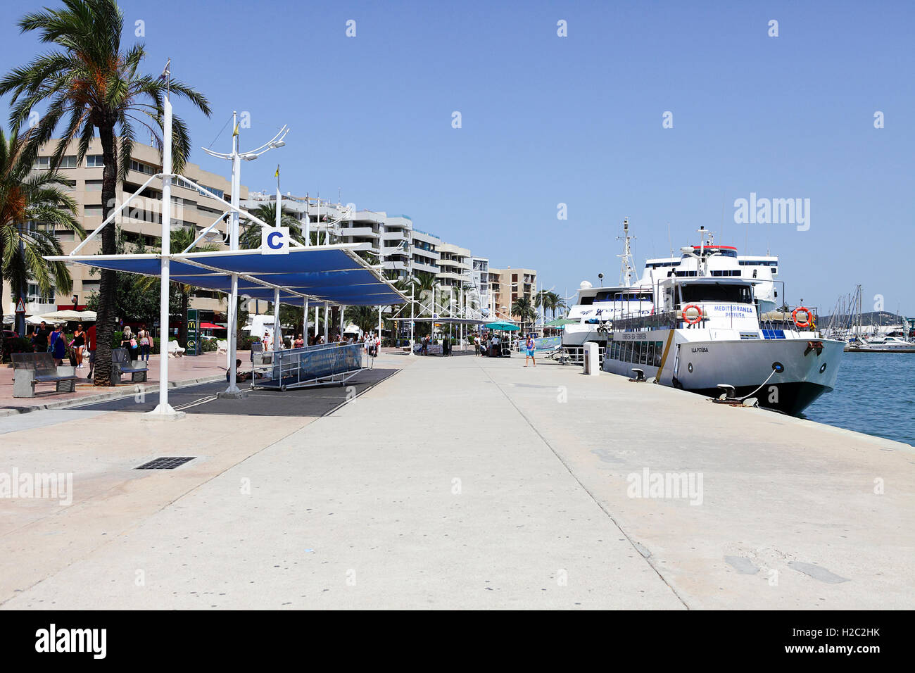 The Ferry Boat at it's moorings and alongside the ferry open air ...