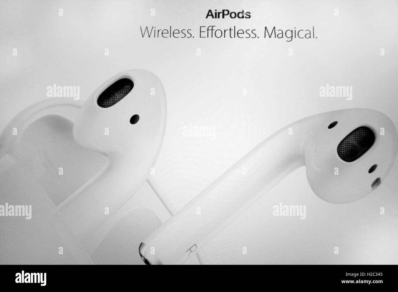 Airpod hi-res stock photography and images - Alamy