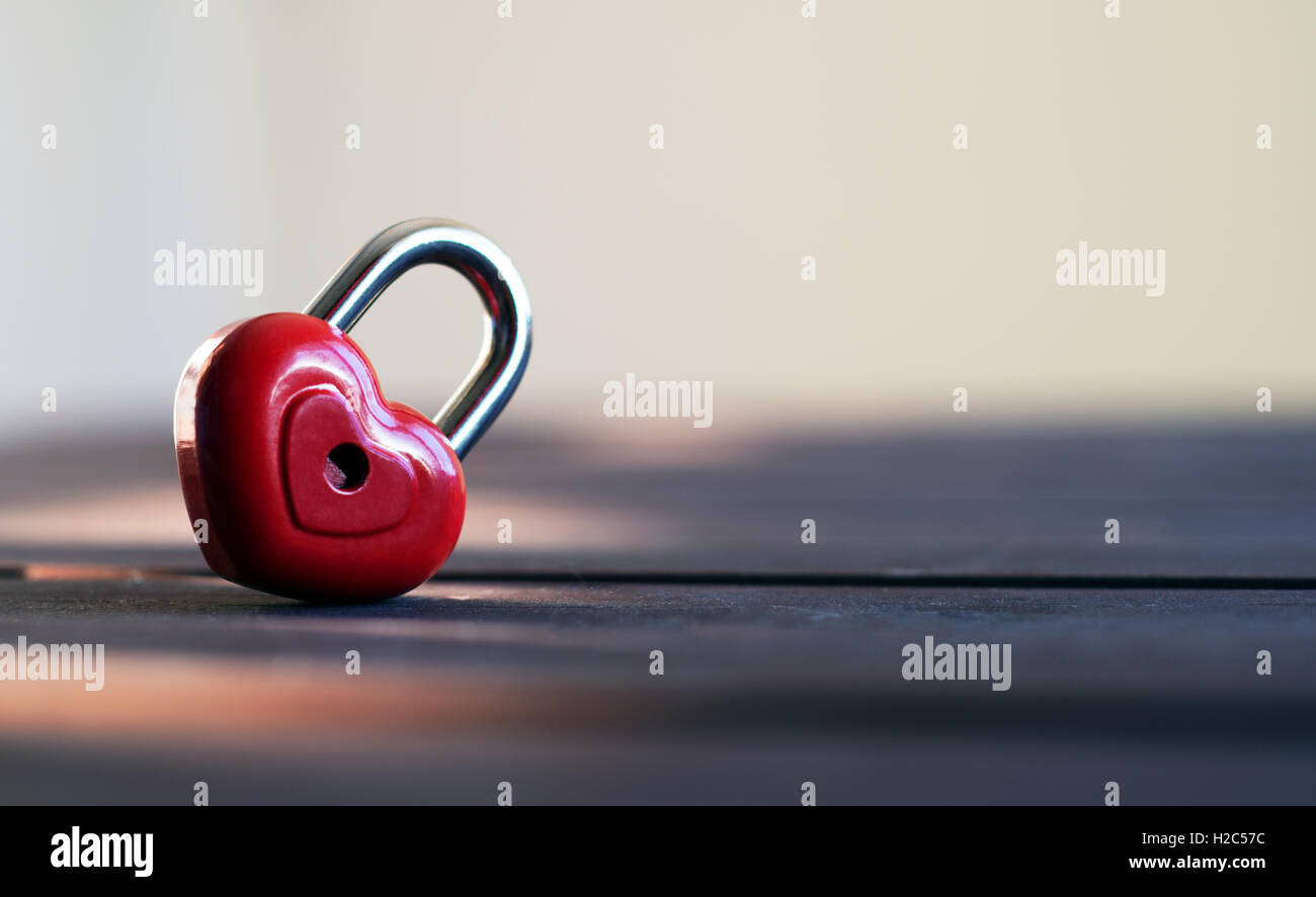 Closed heart hi-res stock photography and images - Alamy