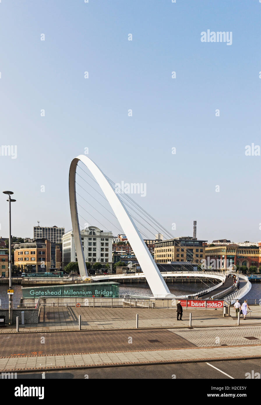 Gateshead Millennium Bridge spanning the river Tyne to Newcastle Stock ...