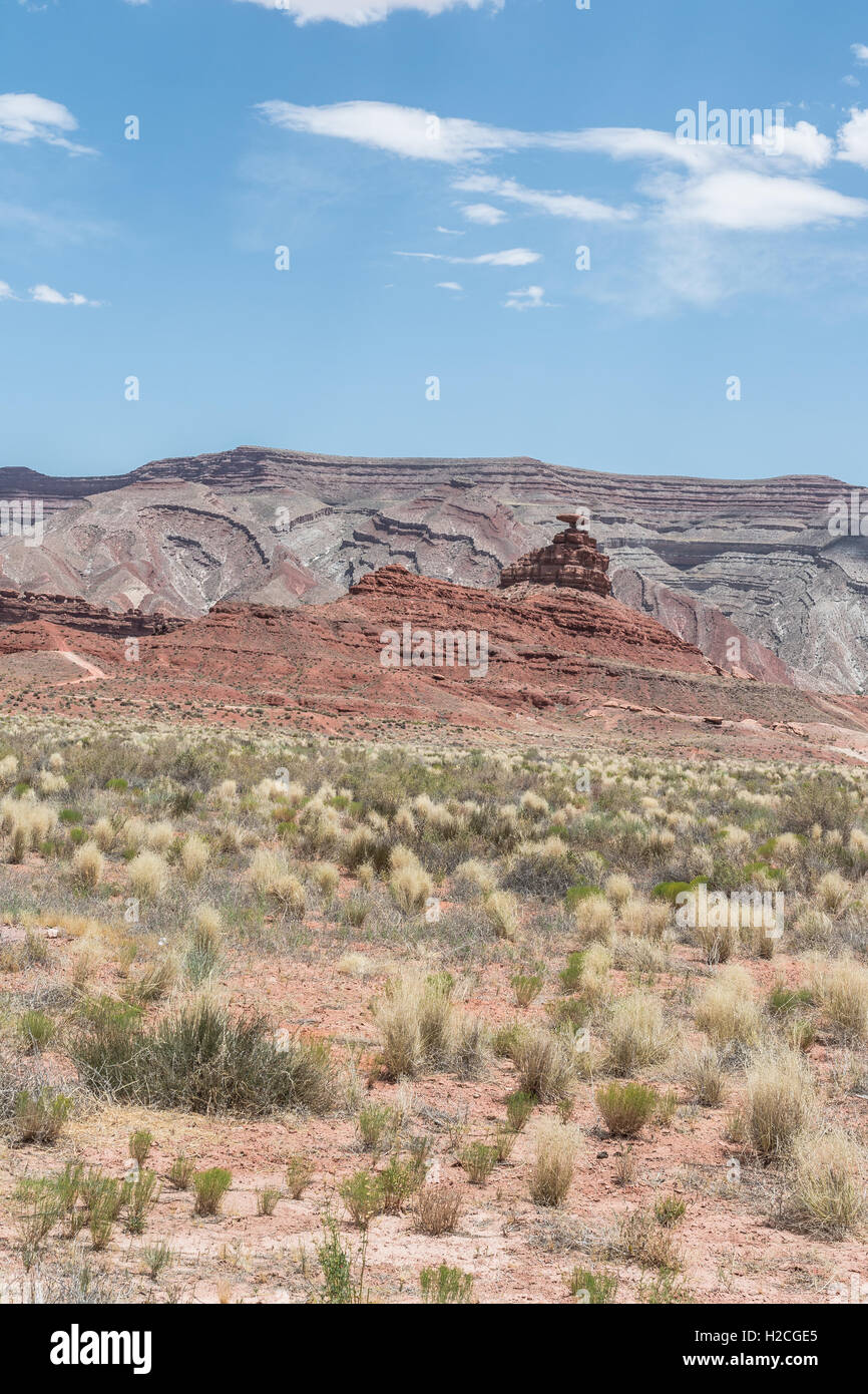 Desert rock climbing hi-res stock photography and images - Alamy