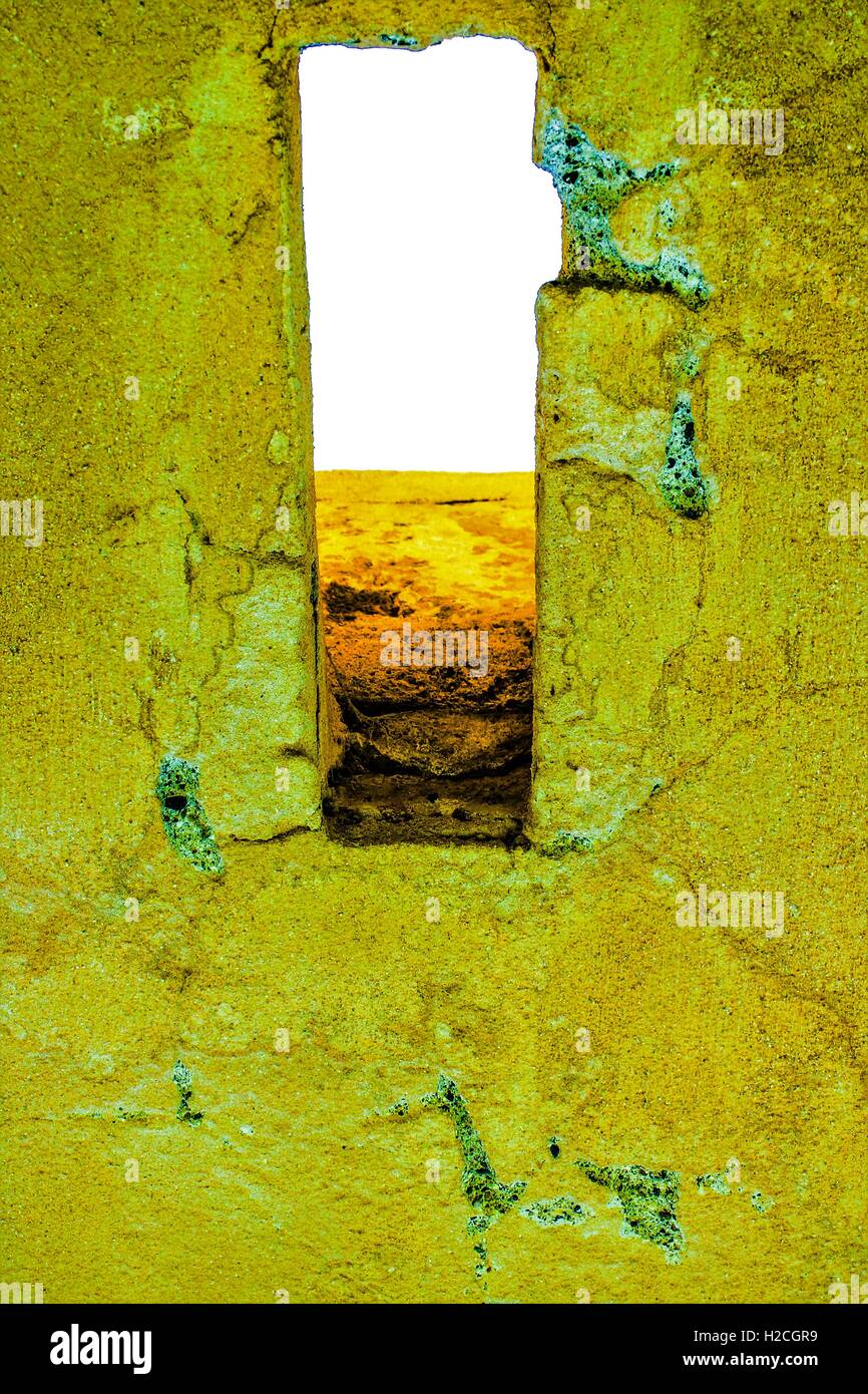 Old stone lookout hi-res stock photography and images - Alamy