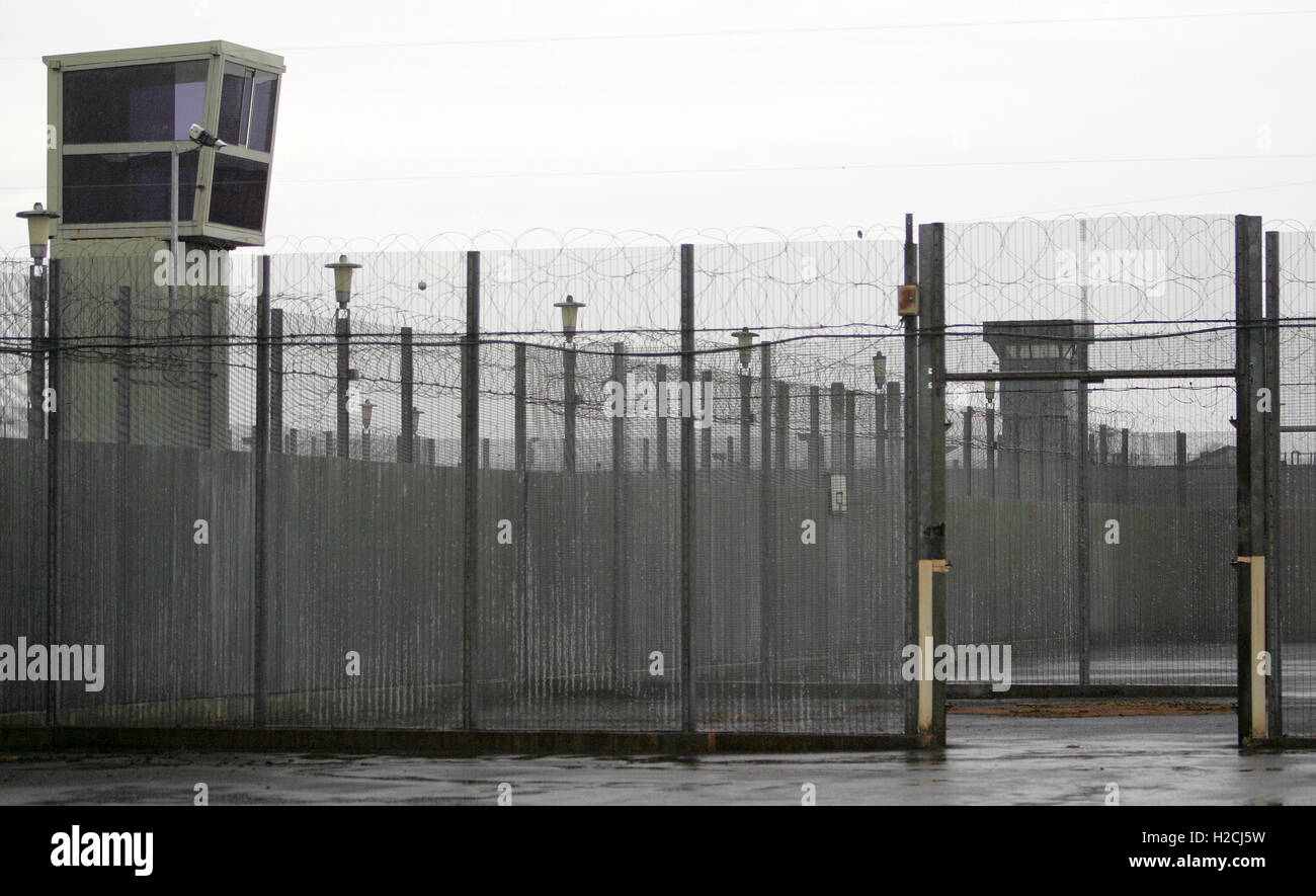 Hmp maze prison hi-res stock photography and images - Alamy