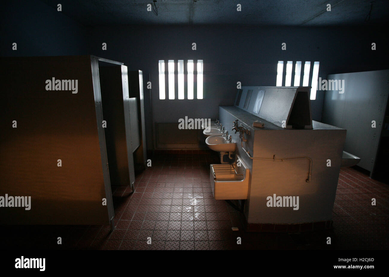 Hmp maze prison hi-res stock photography and images - Alamy