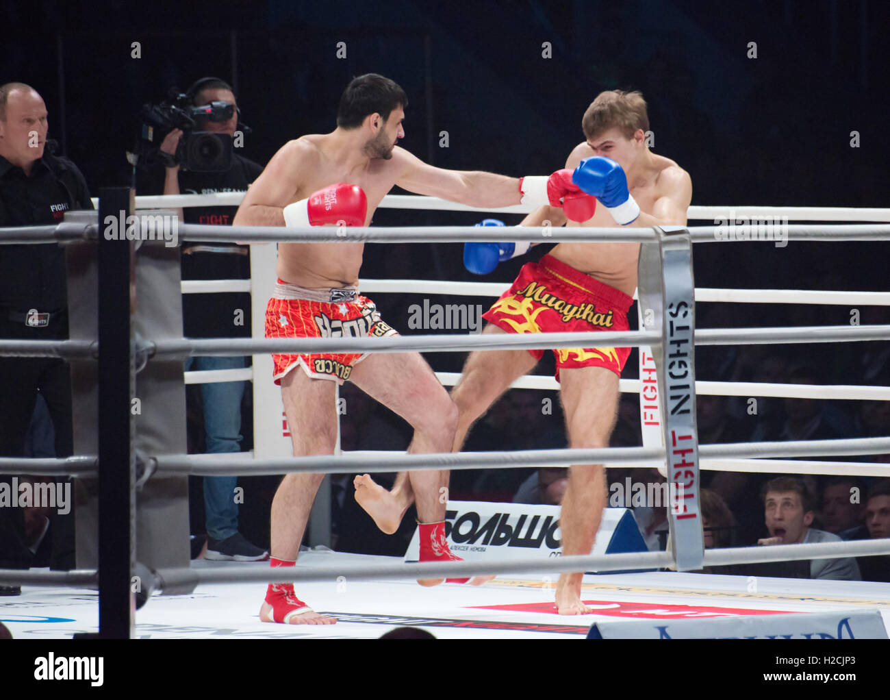 Kickbox fighter boxing in ring hi-res stock photography and images - Alamy
