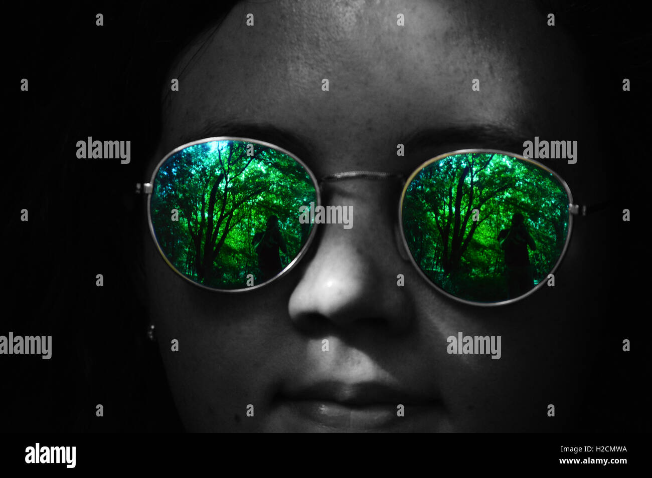 Sunglasses Reflection Photography