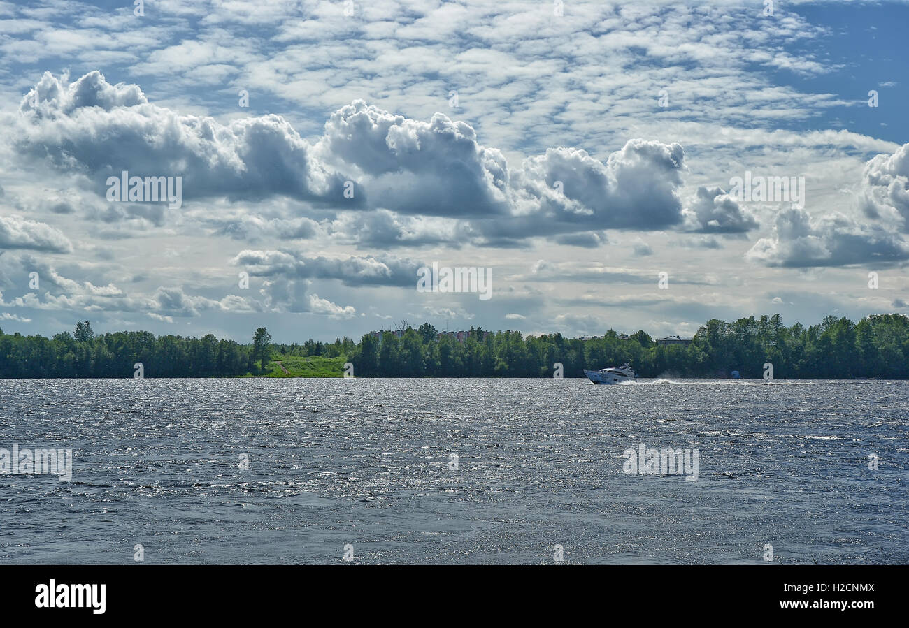 Windy summer day on the waterfront Stock Photo - Alamy