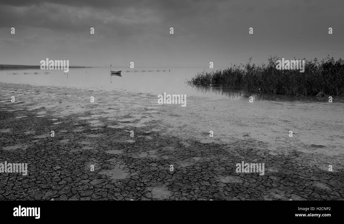 Lake black Black and White Stock Photos & Images - Alamy