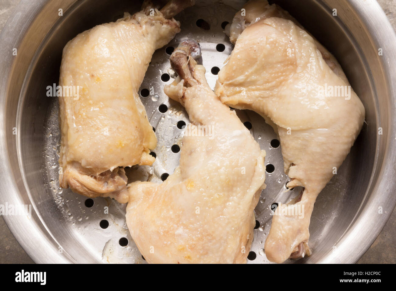 Cooking chickens hi-res stock photography and images - Alamy