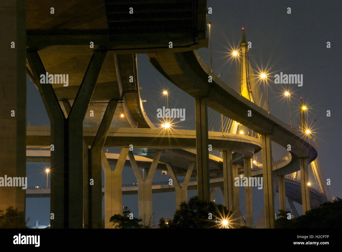 Highway bridge express hi-res stock photography and images - Alamy